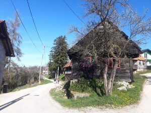 Samoborski vrhovi: Vučica i Travni vrh, selo Beder – 100 bofora